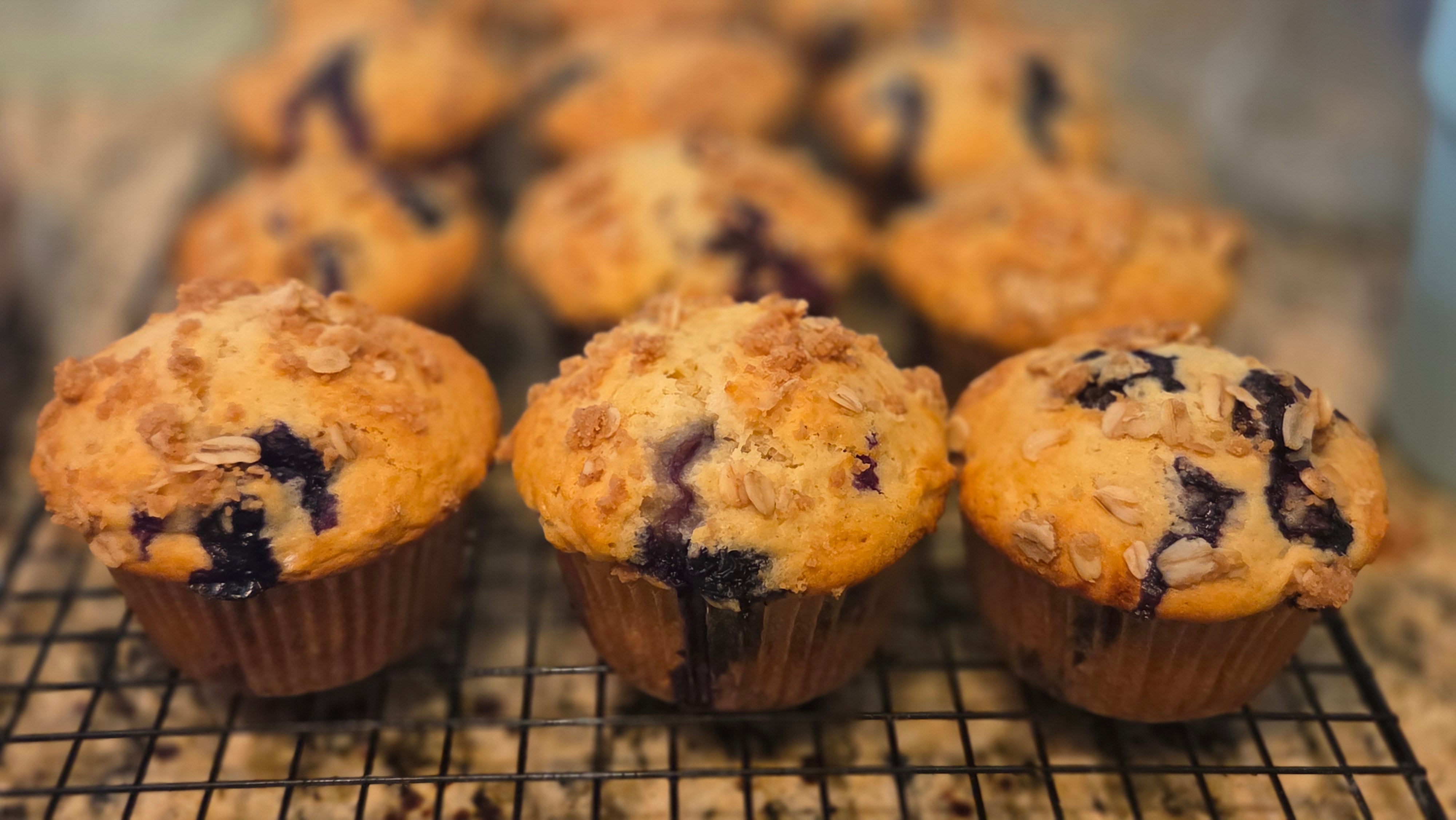 Sourdough Muffins (1 dozen) – Rolling Shoals Bakery
